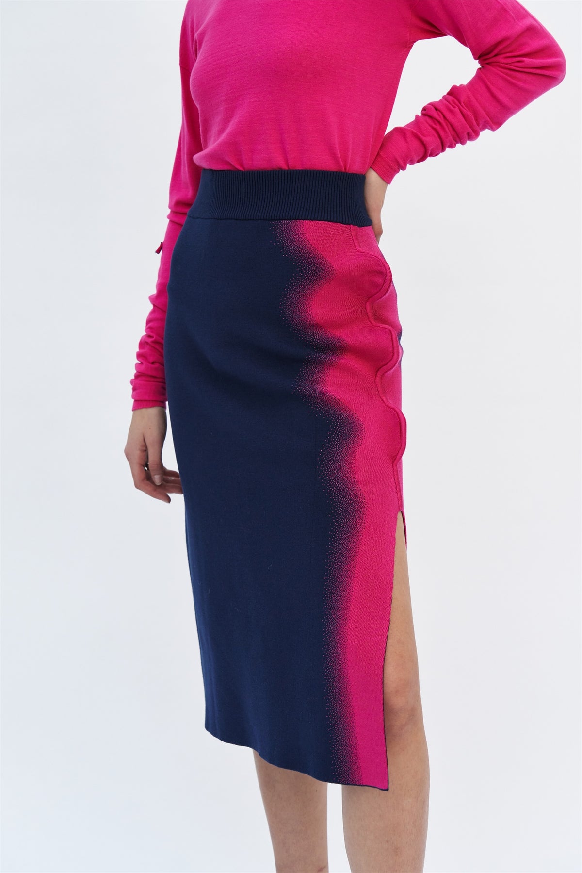 ELSA WAVY MIDI SKIRT– PH5