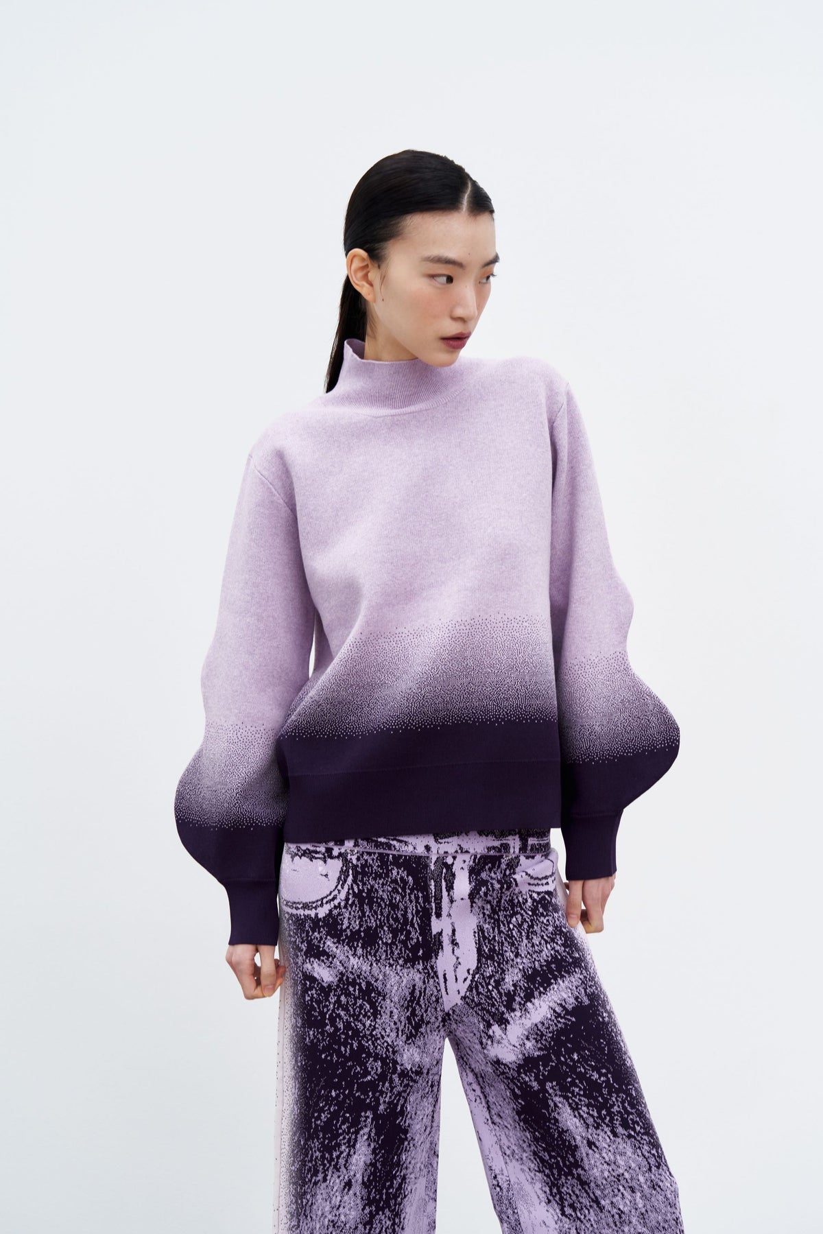 LIKO GRADIENT PRINT MOCKNECK WITH WAVY SLEEVES– PH5